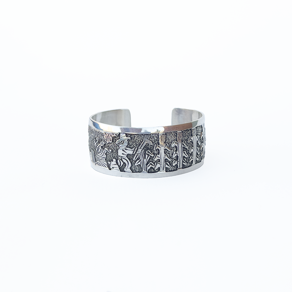 Elaine Becenti Storyteller Cuff - Museum of New Mexico Foundation Shops